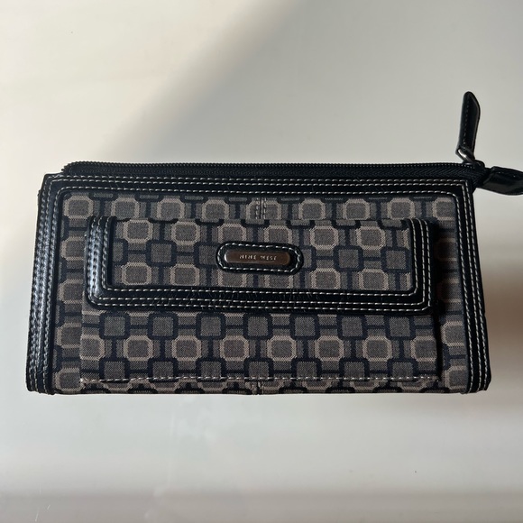 Nine West | Bags | New Nine West Wallet | Poshmark